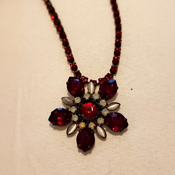 Sorrelli | Jewelry | Sorrelli Crystal Necklace | Poshmark